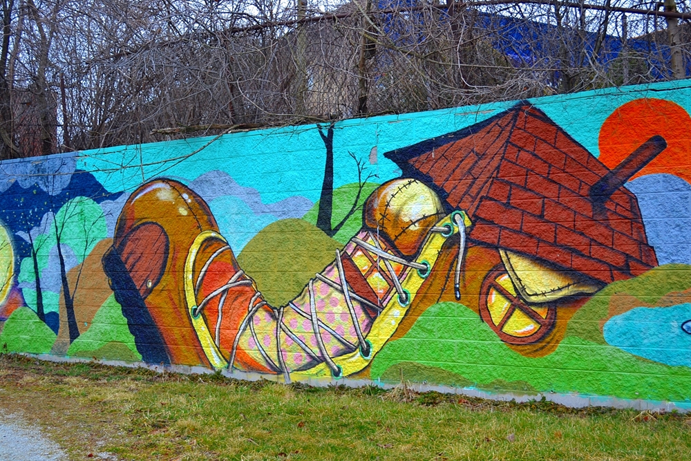 Abandoned Theme Park: Mother Goose Land – Unicorn Hideout